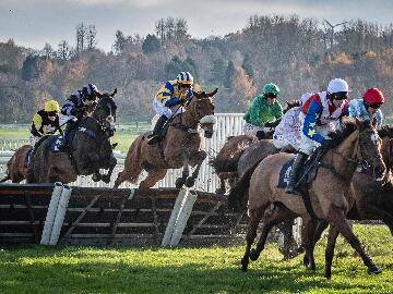 Uttoxeter Racecourse Hospitality | Uttoxeter Racecourse
